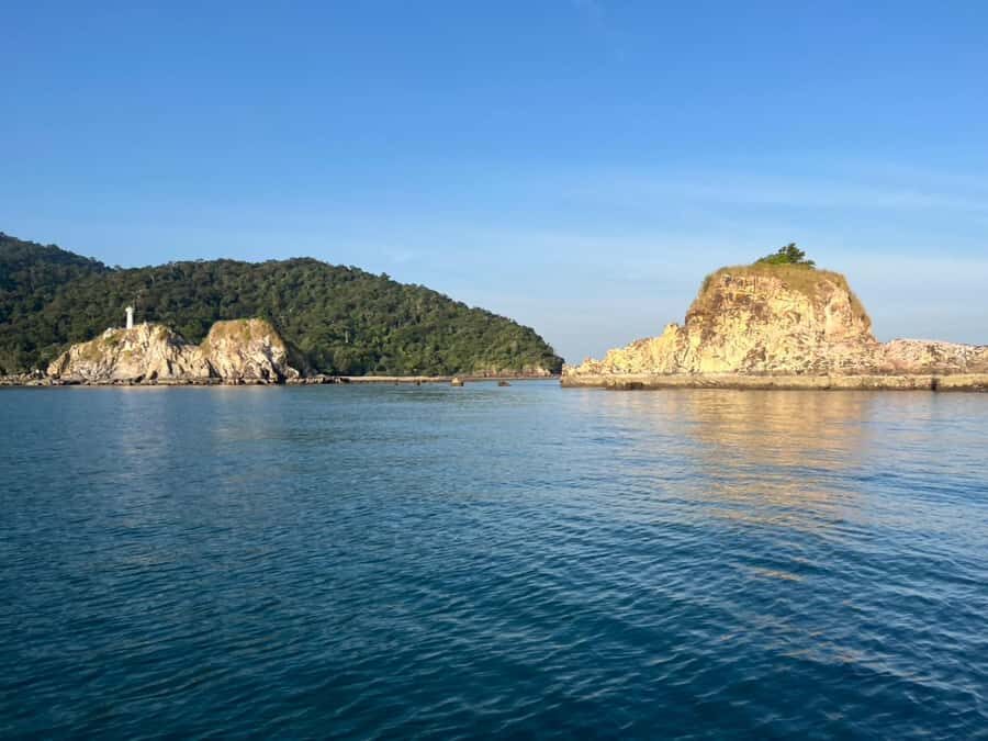 Ko Lanta: Long-tail Boat Sightseeing Tour with Lunch - Who Will Love This Experience?