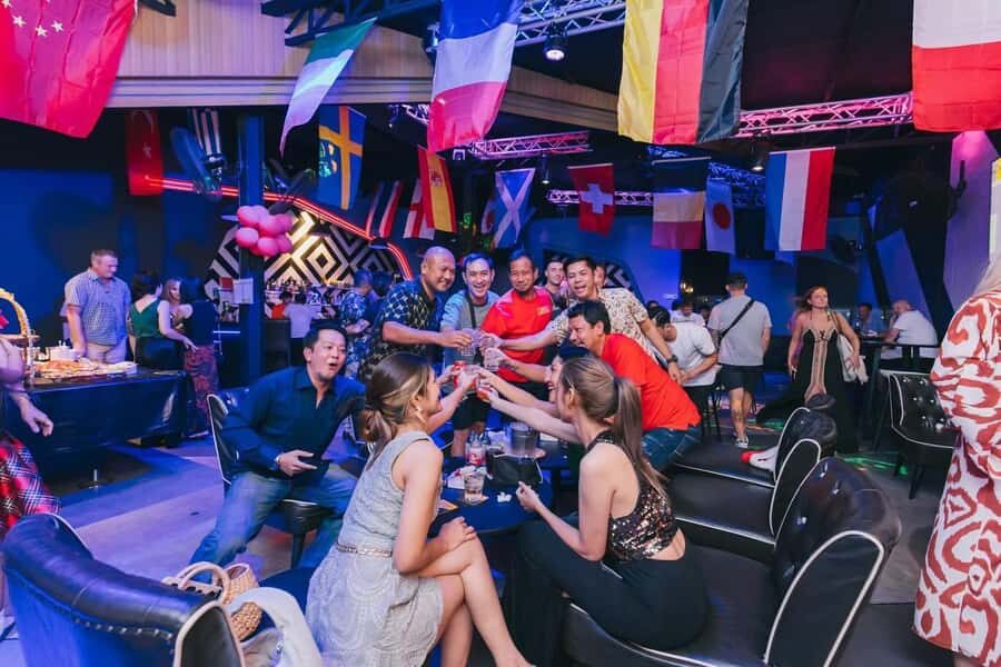 Koh Samui: VIP Nightlife Tour with Rooftops & Beach Clubs - What to Expect at Each Venue