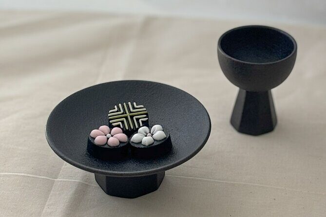 Korean Royal Dessert Class Make Black Sesame Dasik - Making Your Own Black Sesame Dasik