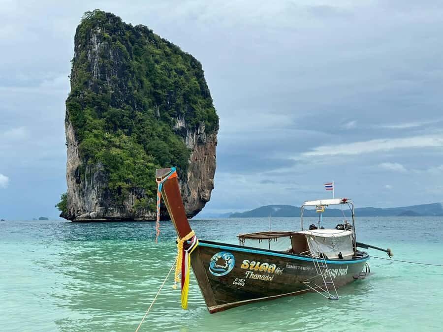 Krabi: 4-Island Freediving Day Tour with Lunch & Photos - Lunch and Relaxation on the Island