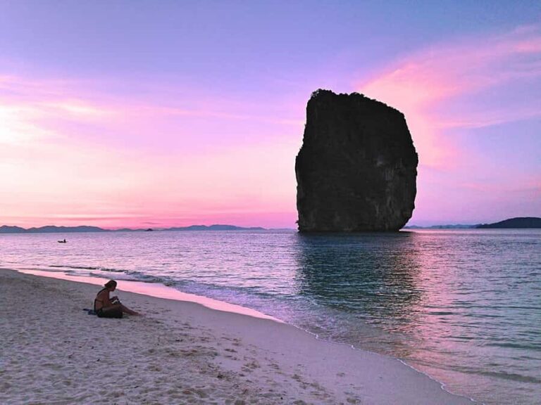 Krabi: 4 Island Tour, Sunset+Plankton, Small Group 12 pax - A Breakdown of the Itinerary
