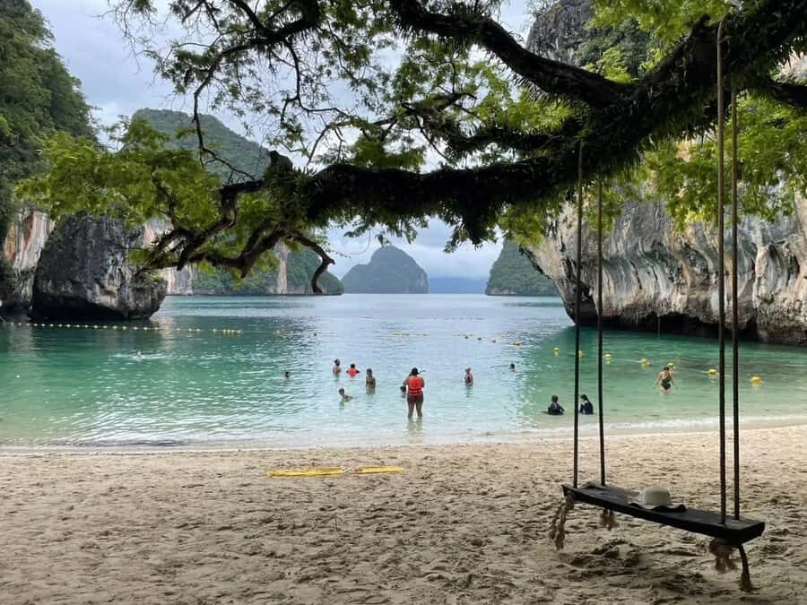 Krabi: Hong Island Private Longtail Boat Tour - Why This Tour Works Well