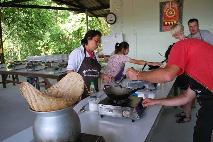 Krabi: Morning/Afternoon Thai Cooking Class at Ya's Cookery - The Value of the Experience