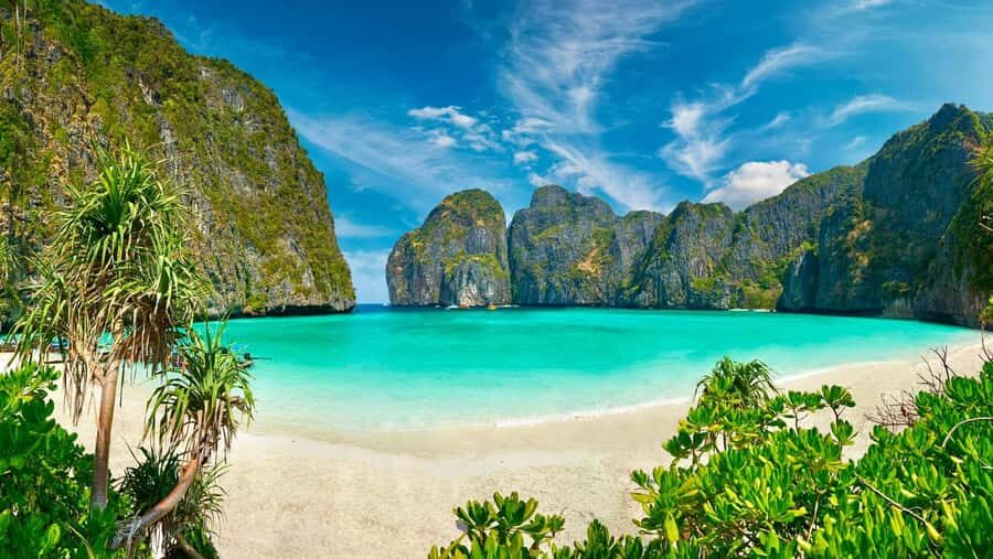 Krabi: Phi Phi Island Sunset Maya Bay and Four Islands Tour - Why This Tour Works Well