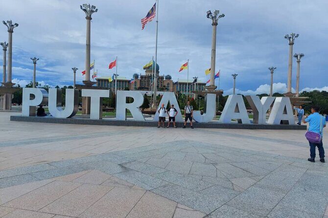Kuala Lumpur Airport Layover Tour at Putrajaya - Who Should Book This Tour?