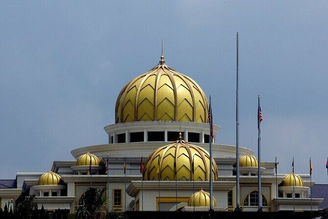 Kuala Lumpur City Tour with Petronas Twin Tower Tickets - Who Will Enjoy This Tour?