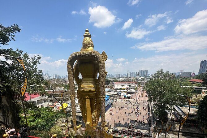 Kuala Lumpur: Where Urban Meets Green - The Experience of the Drive