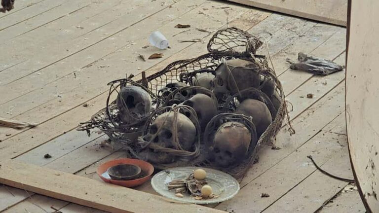 KUCHING: 3D2N BATANG AI HEADHUNTERS & RAINFOREST ADVENTURE - The Practical Side: What to Know