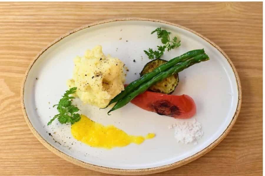 Kyoto: Hidden Spirits of Dawn Guided Tour with Tea Ceremony - Who Should Consider This Tour?