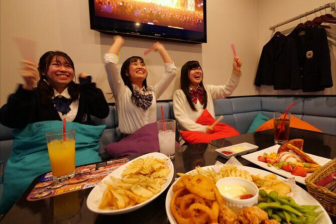 Kyoto Karaoke room for 2 Hours with All You Can Drink - Who Will Love This Experience?