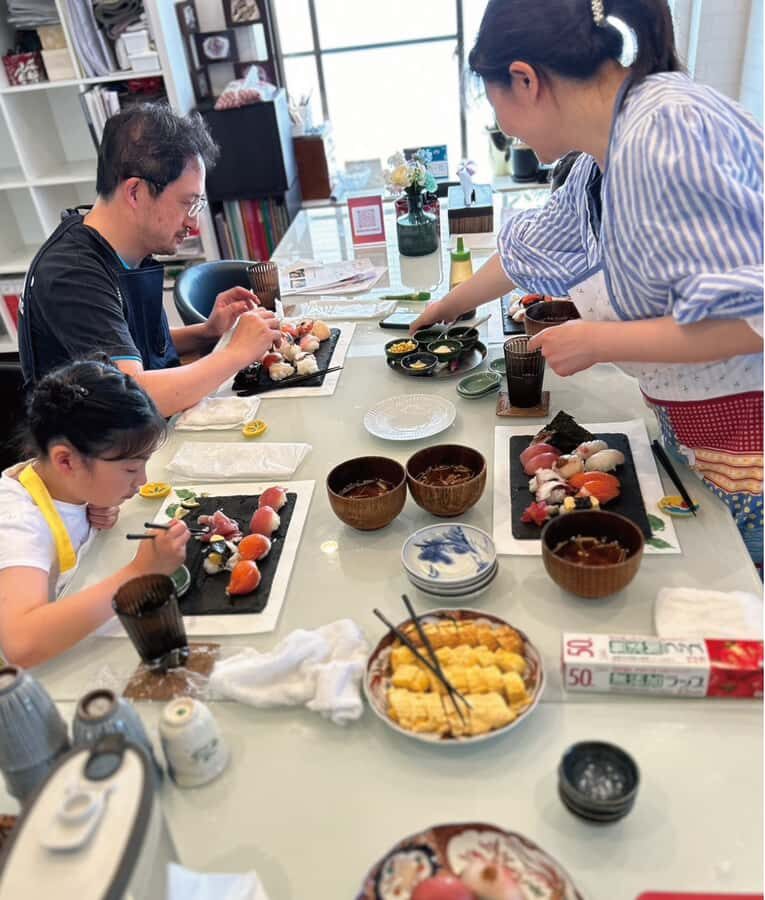 Kyoto: Learn Sushi at cooking studio with 20 years history - The Value of Authenticity and Practical Skills
