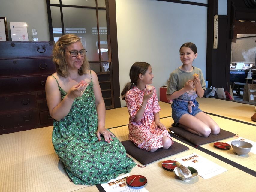 Kyoto: Make Your Own Matcha with a Tea Master Tea Ceremony - What To Expect from the Tour