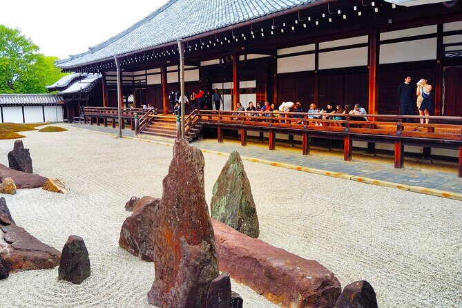 Kyoto: Tofuku-ji Temple and Komyo-in Guided Walking Tour - The Sum Up