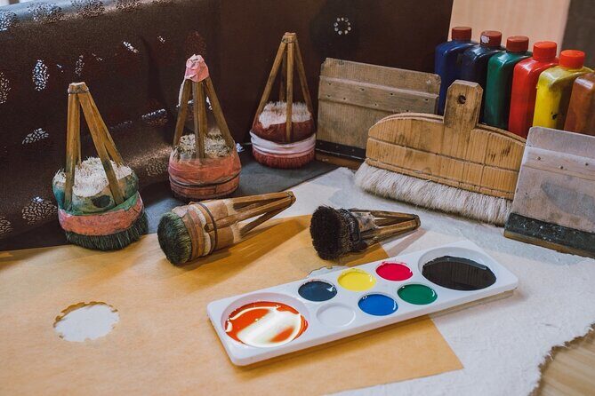 Kyoto Yuzen Dyeing Workshop in Tatami Room - Who Will Love This Experience?