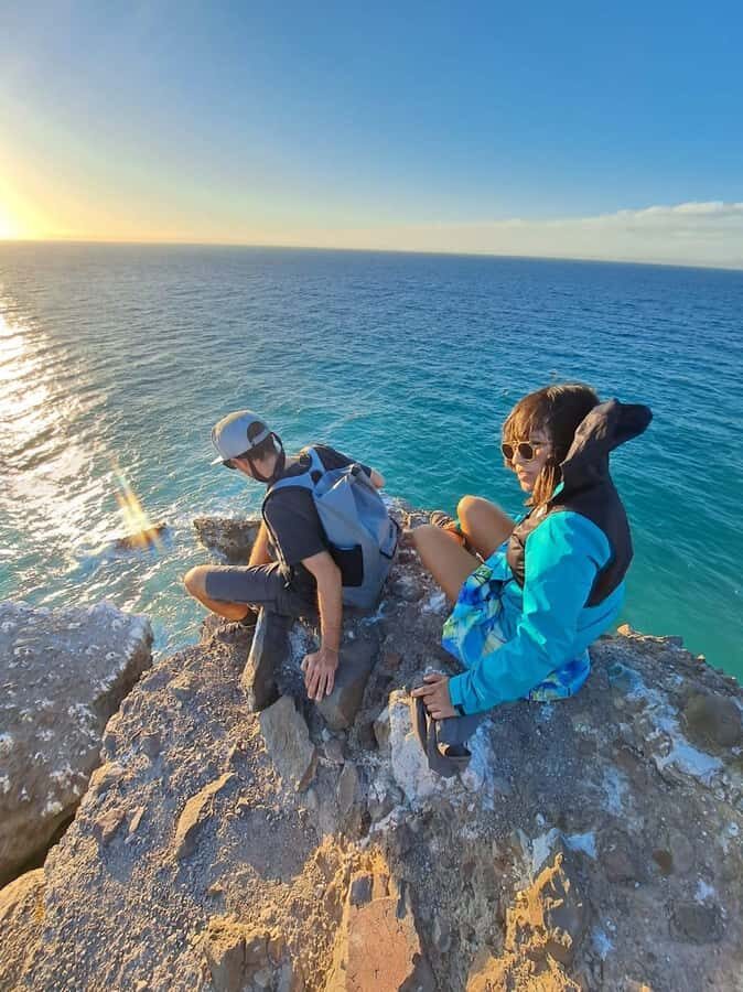 La Paz: Balandra Bay Sunset Hike with Guide & Snacks - Valuing the Experience
