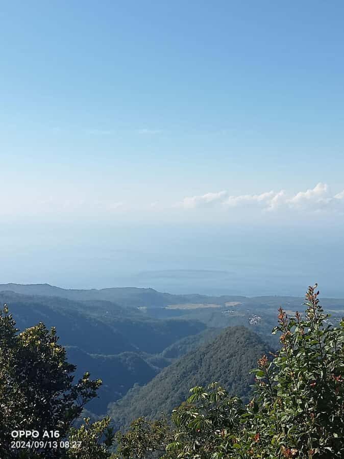 Labuan Bajo: Wae Rebo Village Day Trip with Trekking - Transportation and Group Dynamics