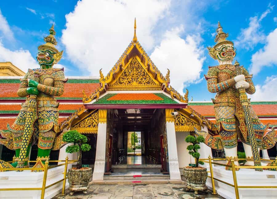 Laem Chabang: Bangkok Grand Palace and Temples Day Trip - The Experience: What Youll Love and What to Consider