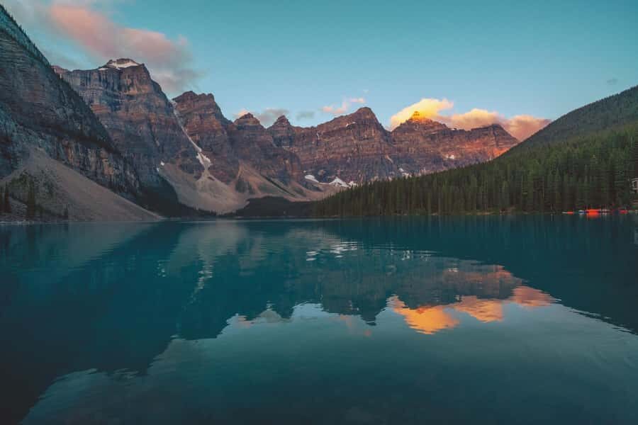 Lake Louise & Emerald/Moraine Lake Half Day Tour from Banff - An In-Depth Look at the Tour Experience