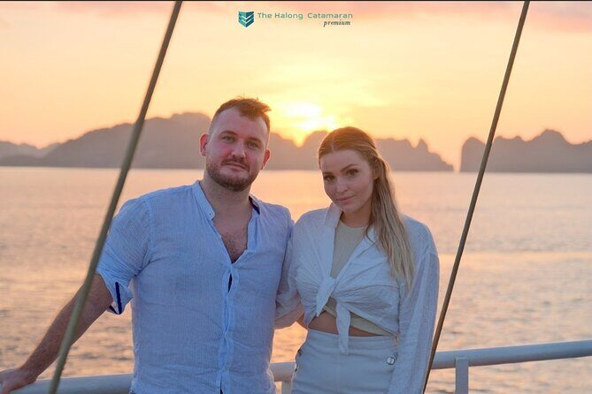 Lan Ha and Halong Bay Luxury Tour from Hanoi with Kayak and Lunch - What Travelers Say