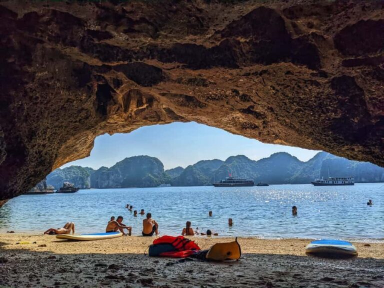 Lan Ha bay cruise and kayak (small group guaranteed) - A Closer Look at the Lan Ha Bay Cruise and Kayak Tour