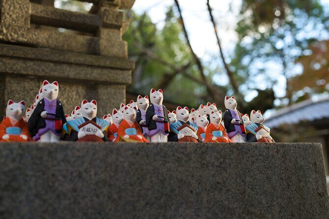 Let's enjoy Kyoto in a kimono! Visit the mysterious Fushimi Inari - Exploring Kyoto in a Kimono: An Engaging Cultural Introduction