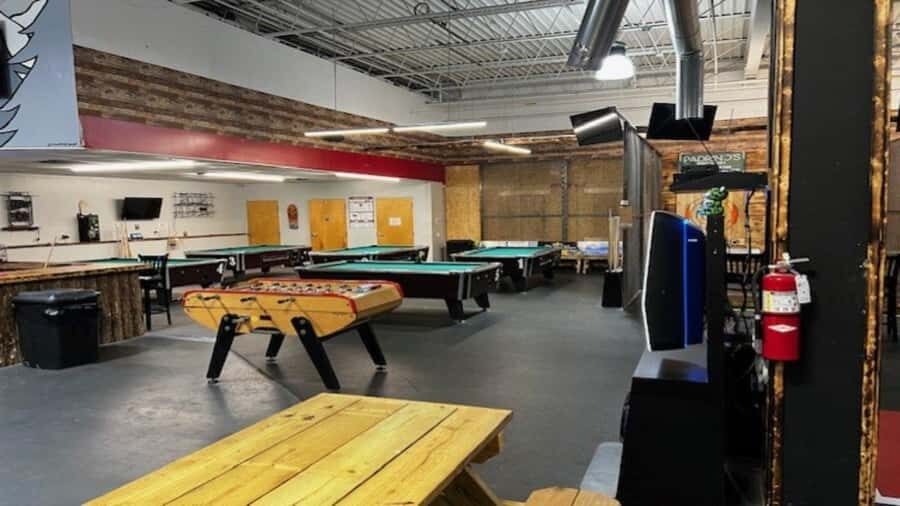 Lexington, NC: Axe Throwing Experience - The Venue and Staff