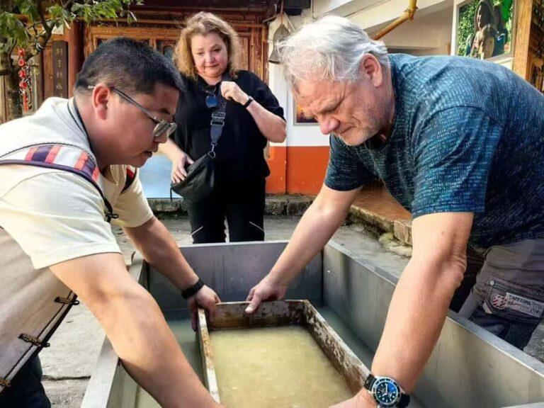 Lijiang: Traditional Craft Workshop With Paper, Tea & Art - What to Expect During the Workshop