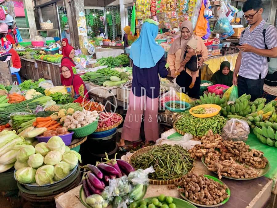 Local Lombok City Tour on a Scooter - Practical Details and Considerations