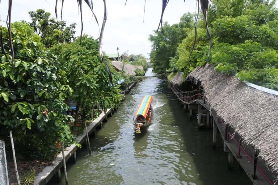 Local Weekend Markets: Khlong Lat Mayom & Chatuchak Tour - Why This Tour Is a Great Value