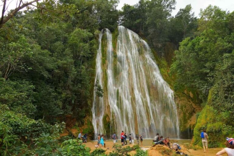 Location: El Limón Waterfall Horseback Riding Tour - What This Tour Offers and Why It Matters