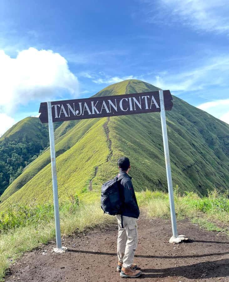 Lombok: One-Day Hike to Anak Dara Summit in Sembalun - The Itinerary in Detail