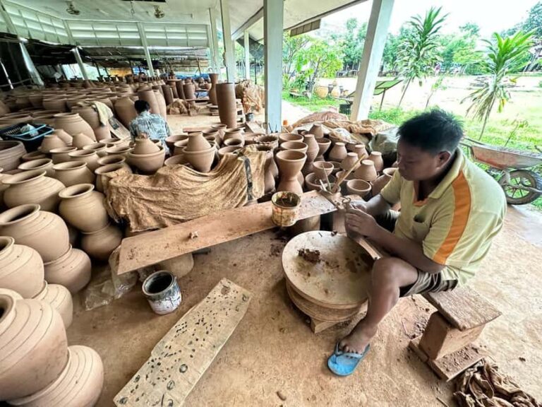 Luang Prabang: Full-Day Cultural Village Tour with Lunch - Explore Laos Ethnic Minority Crafts at Ban Xang Khong