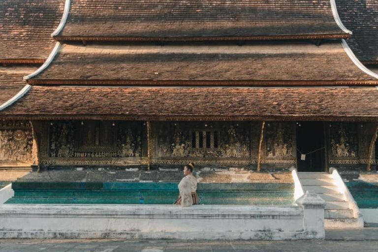 Luang Prabang: Traditional Clothing Photoshoot Experience - Detailed Breakdown of the Itinerary