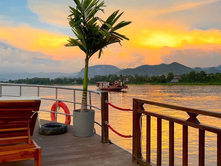 Luang Prabang:MekongRiver Sunset Cruise& Buddha's Light Show - What to Expect in Detail