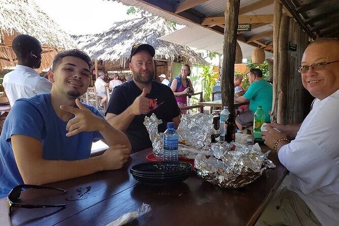 Lunch or Dinner Dining Experience in Montego Bay - What Makes This Tour Stand Out?