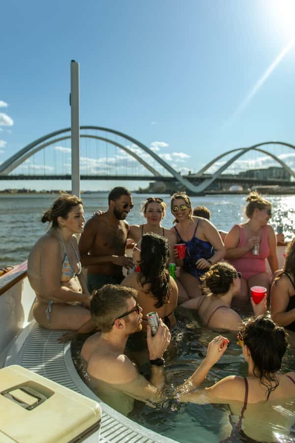 Luxury Hot Tub Boat of DC Potomac Private Tub up to 10 - What Do Travelers Say?