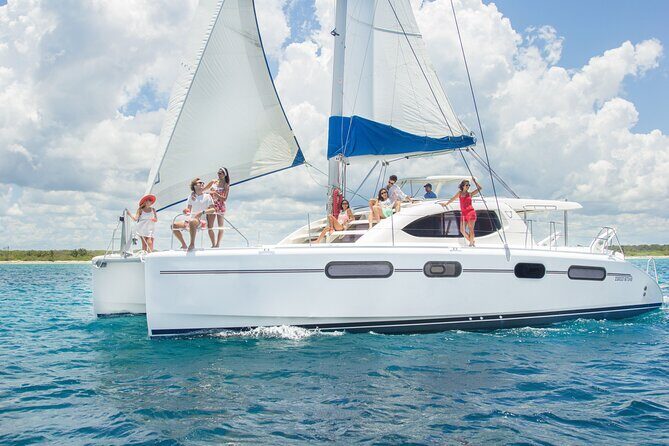 Luxury Sailing and Snorkeling Tour in Riviera Maya - Analyzing the Value