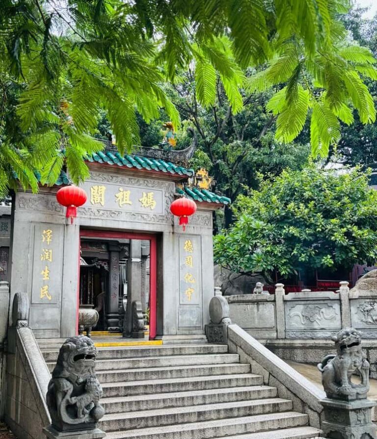 Macau Heritage Day Tour: Explore the Historic Old Town - Visiting the Ruins of St. Pauls and Lovers Lane