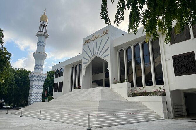 Male' City Walking Tour Explore All the Top Highlights - Authenticity, Value, and Authentic Encounters