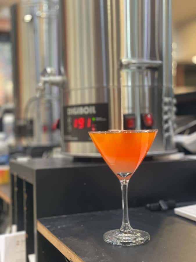 Manassas:Candle-Pouring Experience at Mockingbird Candle Bar - The Itinerary: What to Expect