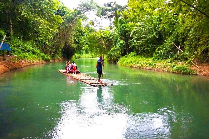 Martha Brae River Rafting Tour From Falmouth Jamaica - The Guides and Their Role