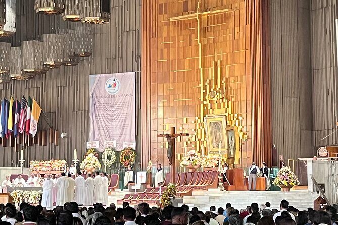 Meet the Basilica of Guadalupe with lunch - Who would love this?