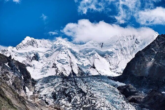 Meili Snow Mountain Golden Sunrise at Feilai Temple & Balagezong - Authentic Experiences and Unique Highlights