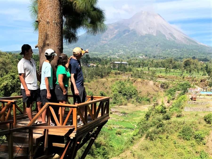 Merapi Volcano 4WD Jeep Tour and Kedung Kayang Waterfall - Who Should Consider This Tour?