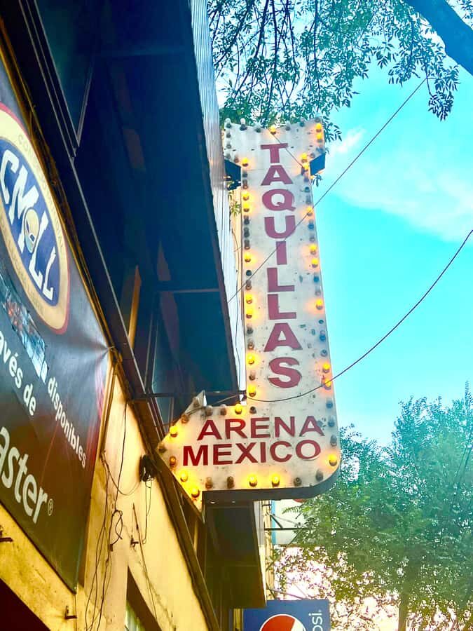 Mexico City: Cocktails Tasting, Lucha Libre & Tacos - The Distillery Experience