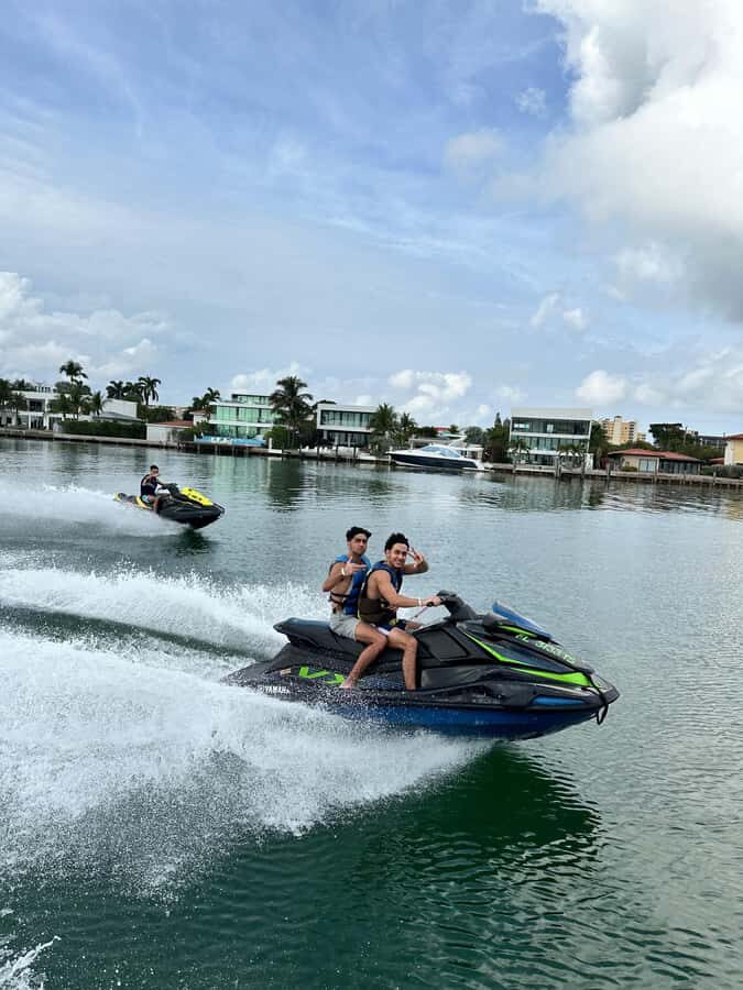 Miami: Jet Ski Rental with Scenic Boat Ride - Itinerary Breakdown