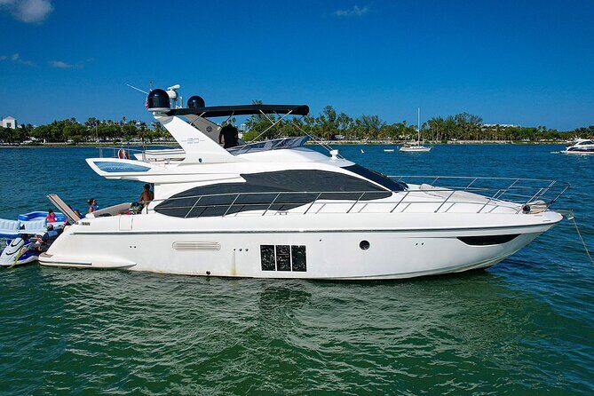 Miami Luxury Yacht Charter with Jetskis and Water Toys - The Sum Up