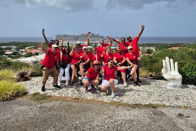 Misteriosas Cuevas, Elegantes Flamencos y Relax en Porto Marie - What’s Included and What’s Not