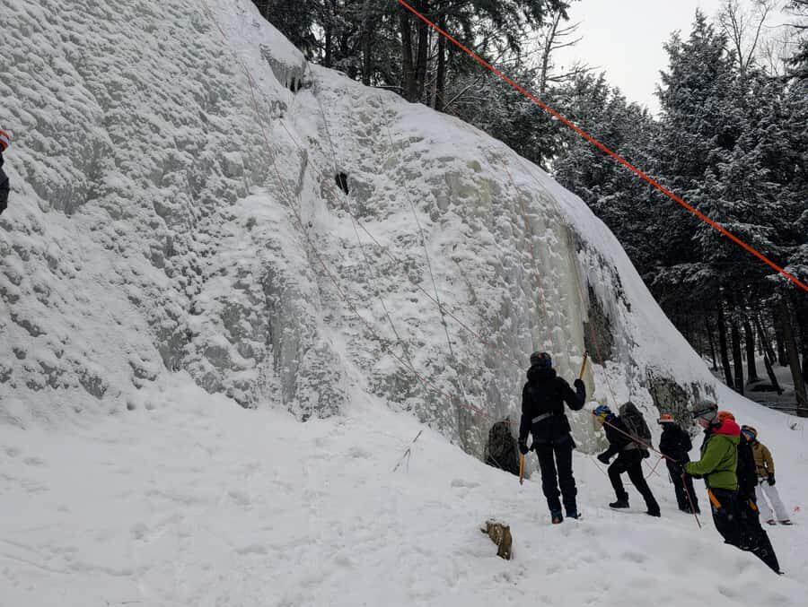 Montagne d'Argent: Ice Climbing Introductory Day - A Well-Structured, Safety-Focused Adventure