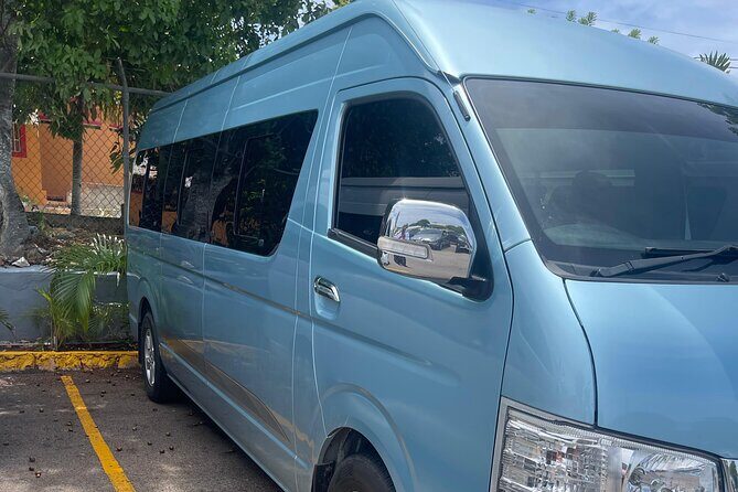 Montego Bay Airport and Jewel Runaway Bay Private Shuttle - The Airport Experience: Meet and Greet